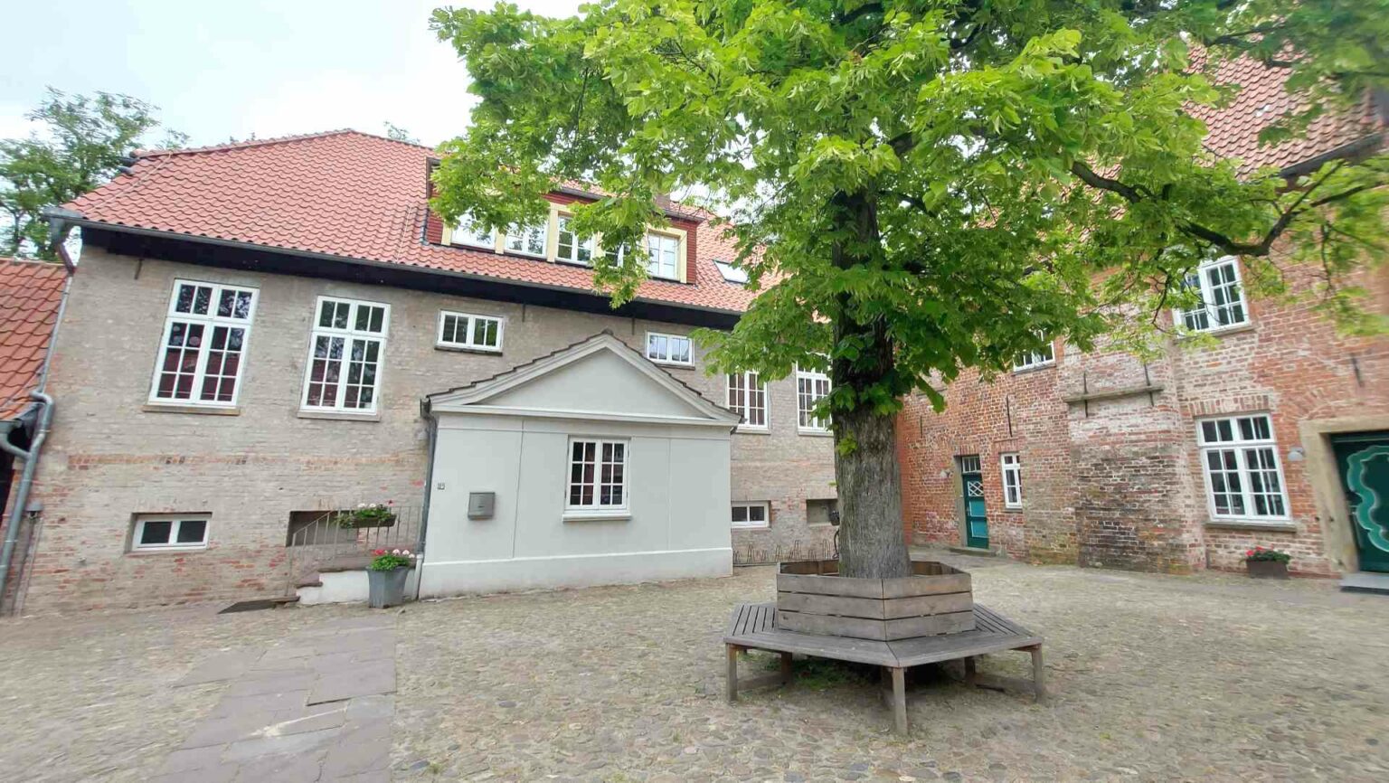 Außergewöhnliche Sehenswürdigkeit: Burg Blomendal - SPOT Bremen
