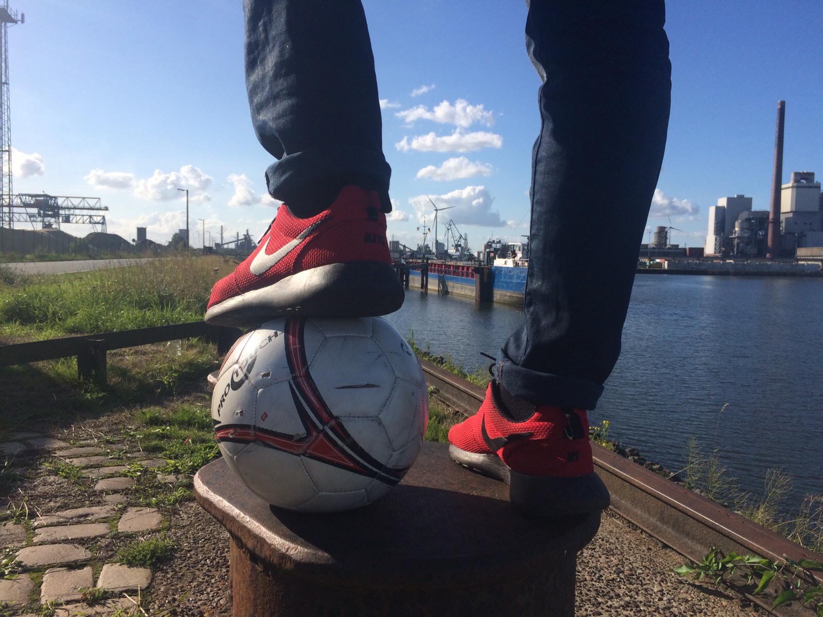 Die Initiative VAJA steht Jugendlichen zur Seite - SPOT Bremen